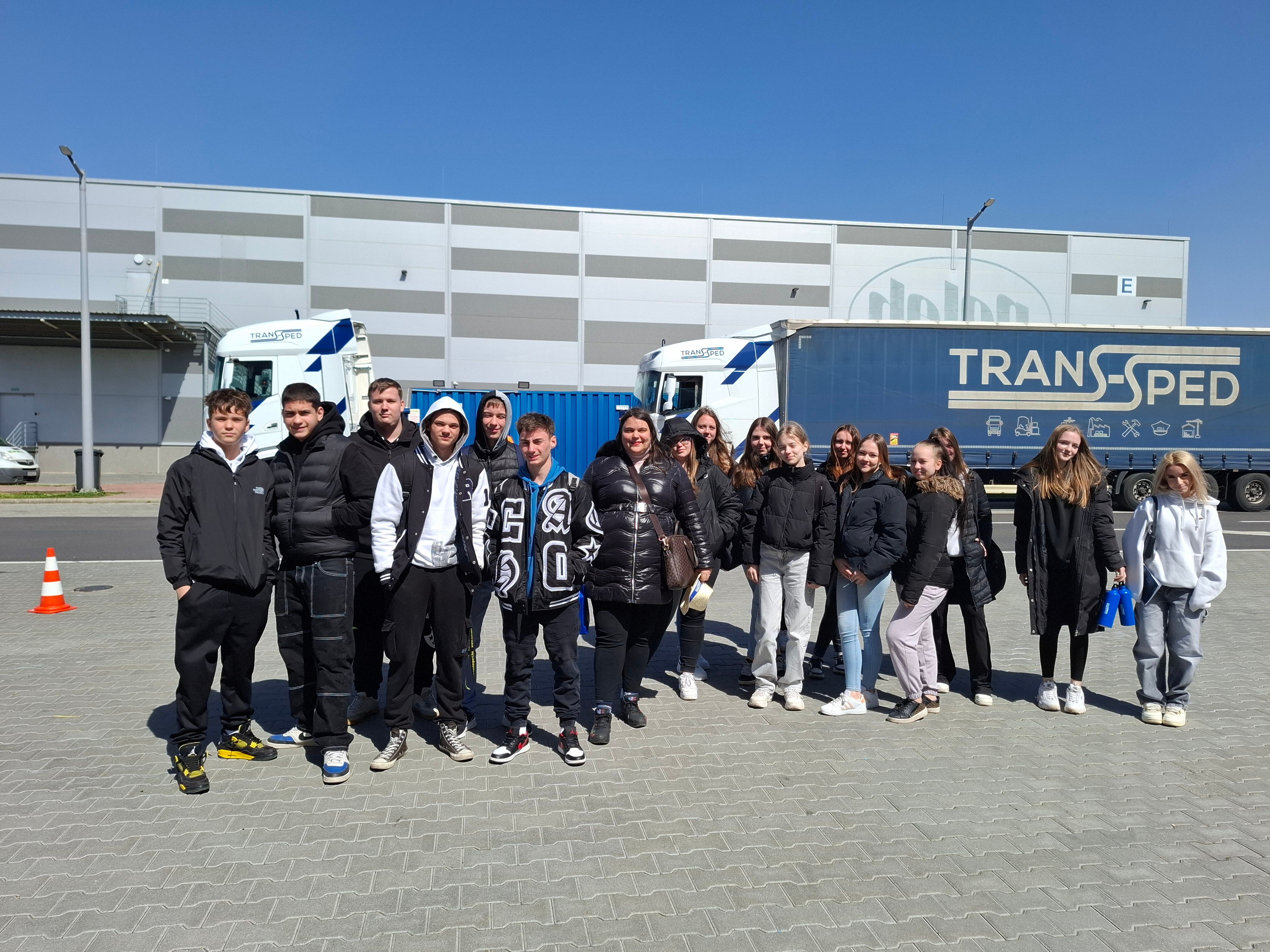 Látogatás a Trans-Sped debreceni telephelyére | Hírek | Debreceni SZC ...